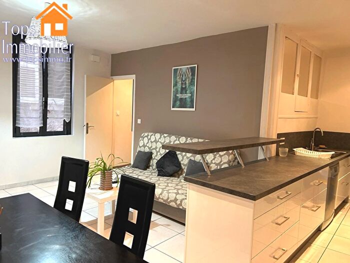 Maison à louer - Villefranche-de-Rouergue, La Bastide - 3 pièces - 2 chambres