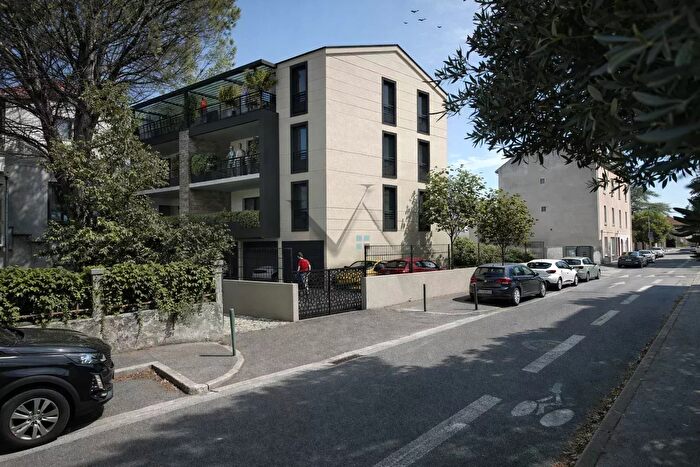 Appartement à vendre - Montélimar, Centre-ville - 3 pièces - 2 chambres