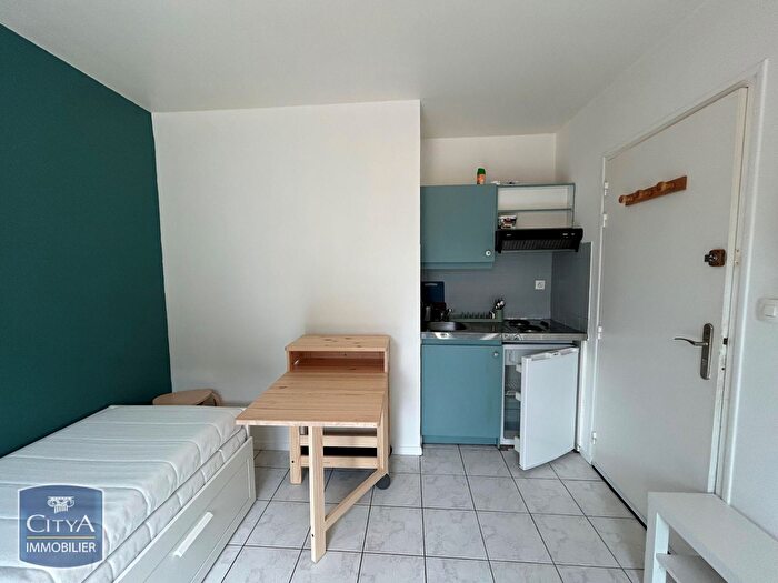 Appartement à louer - Saint-Germain-la-Blanche-Herbe - 1 pièce