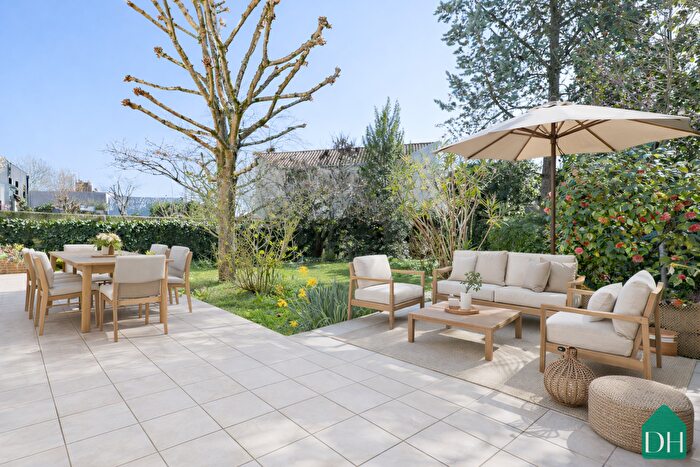 Maison à vendre - Nantes, Longchamp, Rond-Point de Rennes, Perverie, Américains - 5 pièces - 4 chambres