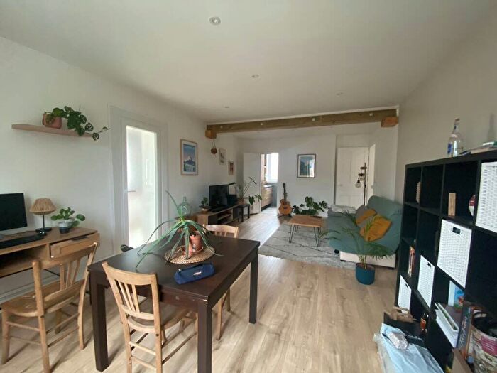 Appartement à louer - Vierge-Sud Est, Épinal - 2 pièces - 1 chambre