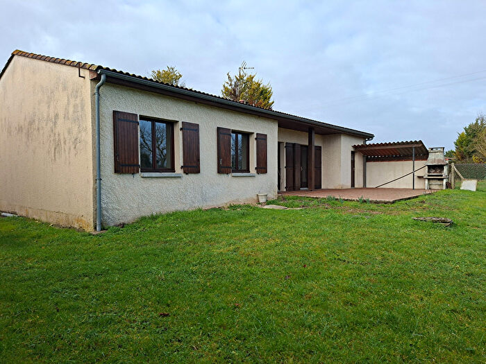 Maison à vendre - Colombiers - 5 pièces - 3 chambres