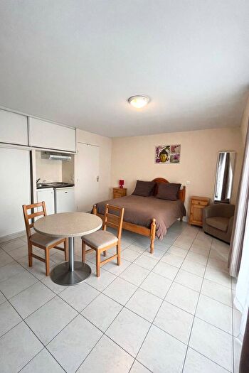 Appartement à louer - Saint-Maur-des-Fossés - 1 pièce