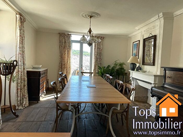 Maison à vendre - Najac - 9 pièces - 6 chambres