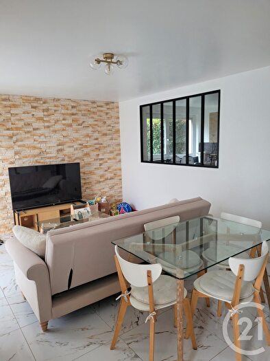 Appartement à louer - Maurepas, LAgiot - 2 pièces - 1 chambre