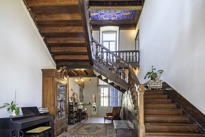 Castelnau-Montratier : Maison 15 pièces à vendre