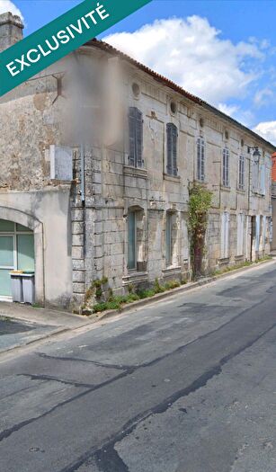 Maison à vendre - Rioux - 8 pièces - 3 chambres