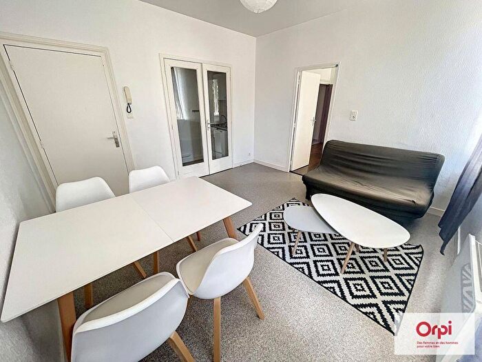 Appartement 2 pièces à louer - Cité Bretonnie-Chatelet-Favieres-Conches, Montluçon