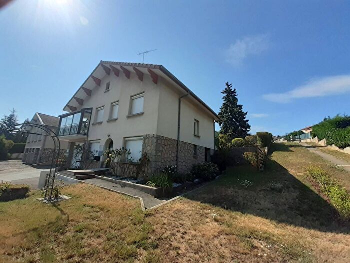 Maison à louer - Monistrol-sur-Loire - 4 pièces - 3 chambres