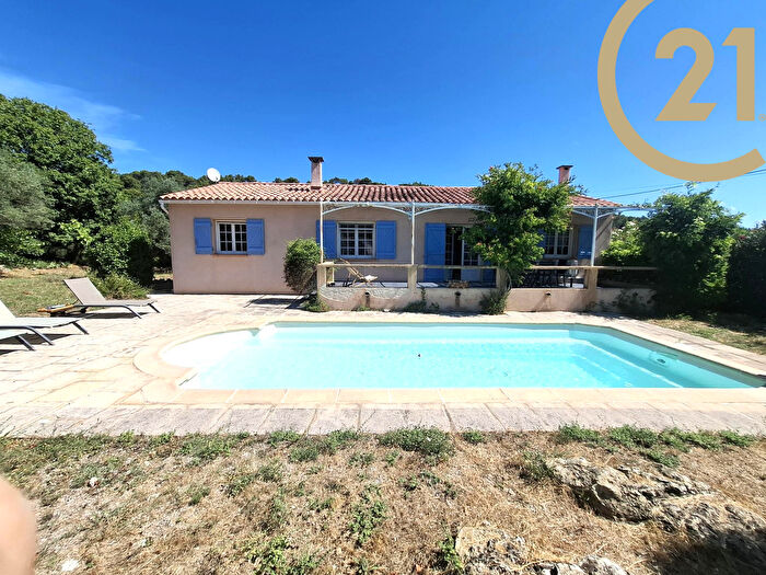 Maison 5 pièces à Figanières, à vendre