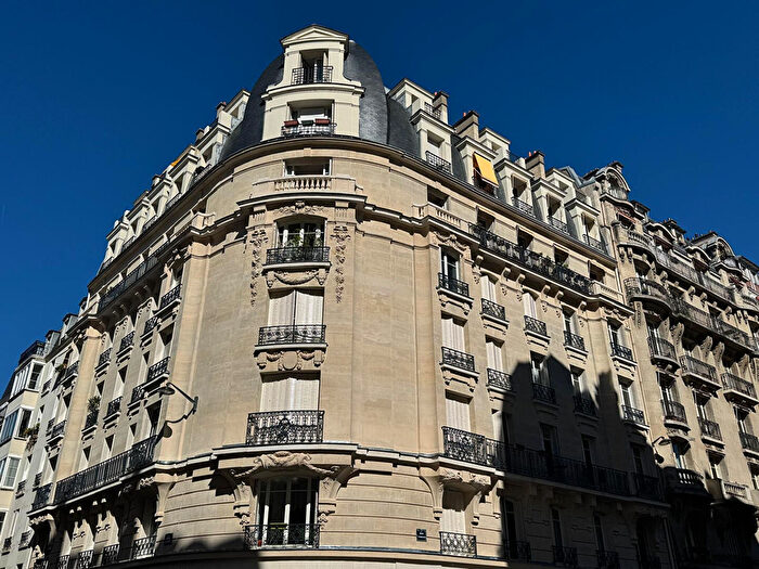 Paris 18ème, Jules Joffrin - Appartement 3 pièces à vendre