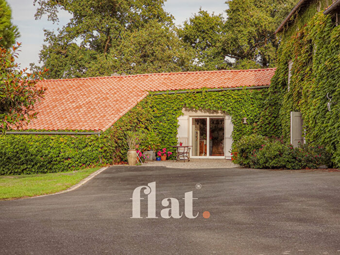 Maison à vendre - Aigrefeuille-sur-Maine - 6 pièces - 4 chambres