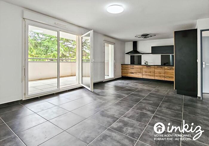 Appartement 3 pièces à Saint-Fons, à vendre