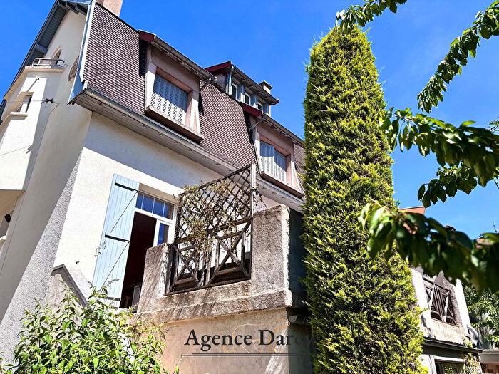 Dijon, Les Gènois : Maison 12 pièces à vendre