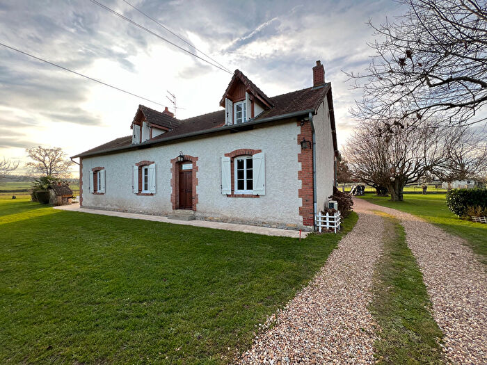 Maison à vendre - Decize - 5 pièces - 4 chambres