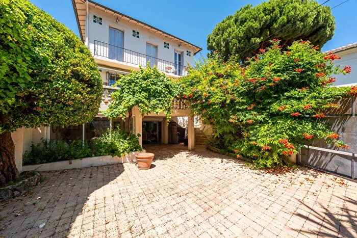 Maison 5 pièces à Cannes, Petit Juas, à vendre
