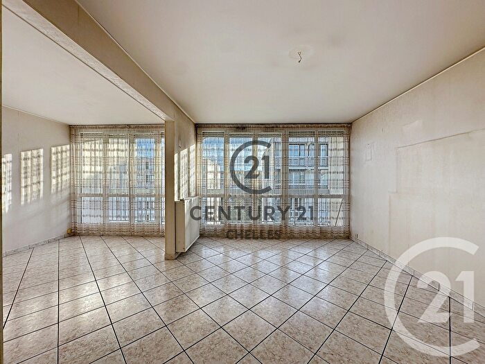 Appartement à vendre - Chelles, Noue-Brossard, Perichelles, Bel Air, Clos Roger - 4 pièces - 2 chambres