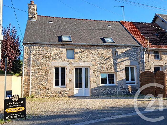 Maison 4 pièces à Jullouville, à vendre
