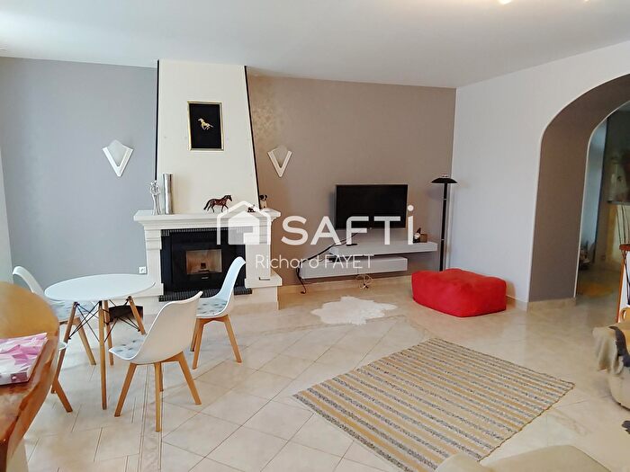 Maison à vendre - Saint-Léger - 7 pièces - 4 chambres