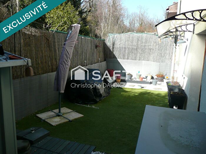 Appartement à vendre - Husseren-Wesserling - 3 pièces - 2 chambres