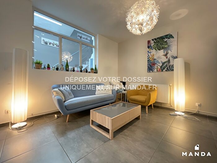 Appartement 7 pièces à Lille, Wazemmes, à louer
