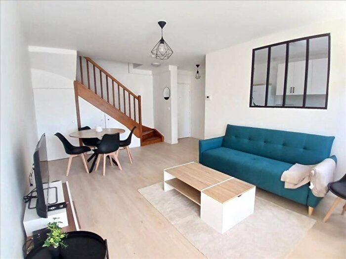 Bras de Fer-Tourelles, Évry-Courcouronnes : Appartement 4 pièces à louer