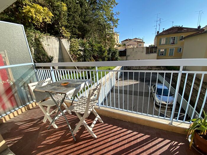 Nice, Madeleine : Appartement 1 pièce à louer