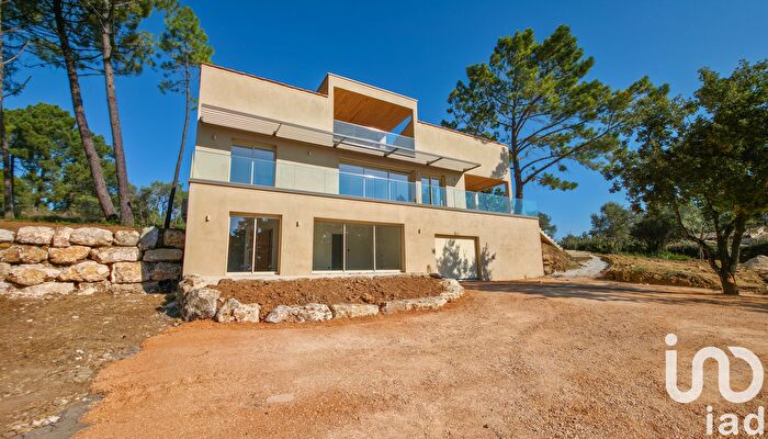 Maison à vendre - Saint-Quentin-la-Poterie - 5 pièces - 4 chambres