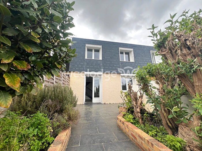 Maison à vendre - Mantes-la-Ville - 5 pièces - 3 chambres