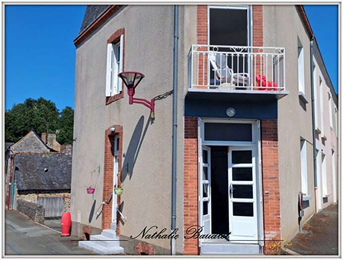 Maison à vendre - Saint-Jean-sur-Erve - 6 pièces - 4 chambres