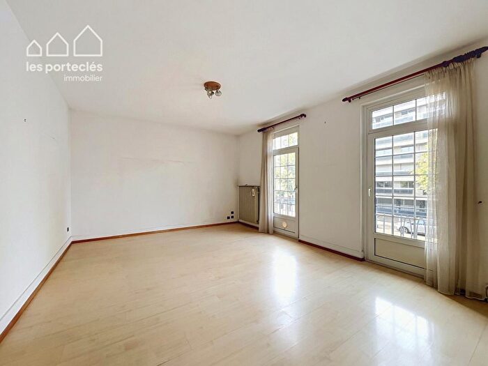 Strasbourg, Neudorf, Etoile, Gare, Schluthfeld : Appartement 4 pièces à vendre