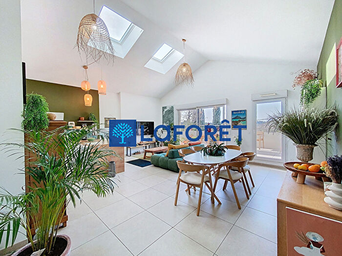 Appartement à vendre - La Garde, Ginouse, Saint-Musse, Thouars - 5 pièces - 4 chambres