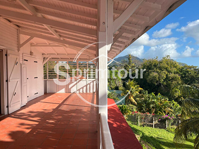 Maison à vendre - Saint-Claude - 5 pièces - 4 chambres