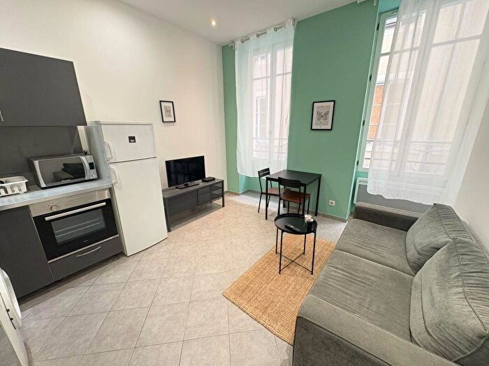Appartement à louer - Les Grandes Carmes, Marseille ème arrondissement - 2 pièces - 1 chambre
