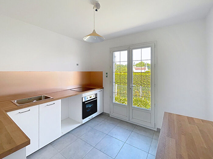 Maison à vendre - Saint-Jean-de-Braye, Est - 5 pièces - 4 chambres