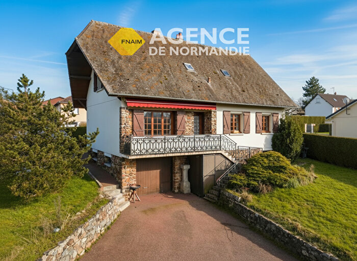 Maison à vendre - Montreuil-lArgillé - 7 pièces - 5 chambres