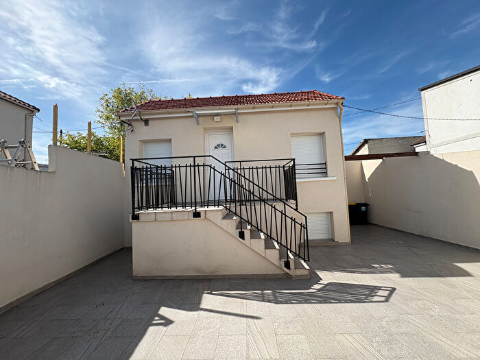 Argenteuil, Val Notre Dame - Maison 2 pièces à louer