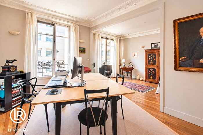 Appartement 4 pièces à vendre à Paris 15ème, Alleray, Procession