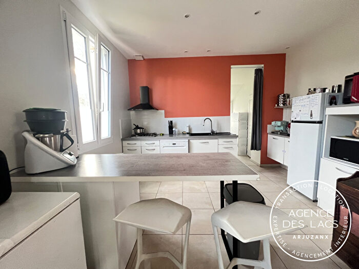 Sabres : Maison 5 pièces à vendre