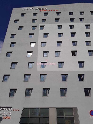 Maisons à vendre et appartements à louer - 1
