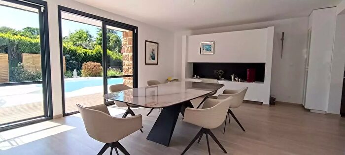 Maison à vendre - Loc-Eguiner-Saint-Thégonnec - 8 pièces
