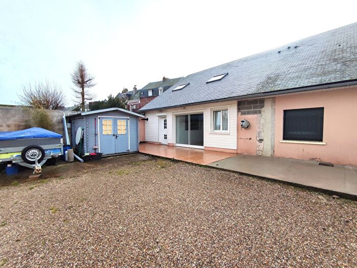 Maison à vendre - Le Tréport - 3 pièces - 2 chambres