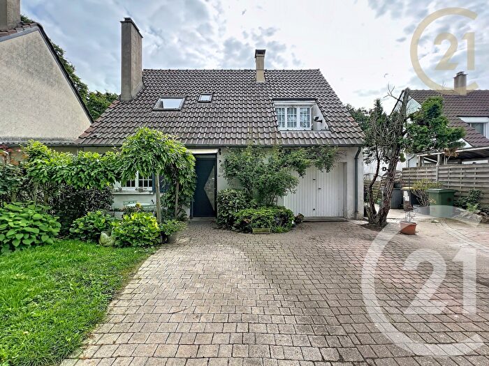 Maison 6 pièces à vendre à Saint-Fargeau-Ponthierry