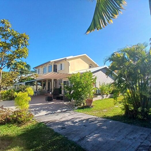 Létang-Salé, Ravine Sèche : Maison 4 pièces à vendre