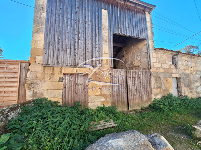 Maison à vendre - Saint-Laurent-dArce - 2 pièces - 1 chambre