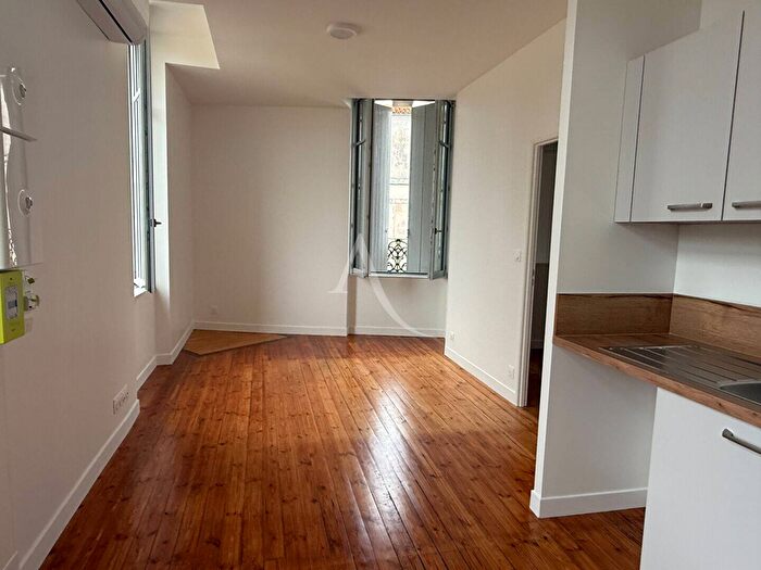 Appartement à louer - La Fenetre, Saintes - 2 pièces - 1 chambre