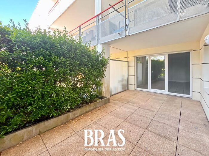 Carquefou, Centre-ville, Charbonneau, Châteaubriand, Bois Saint-Lys : Appartement 3 pièces à louer