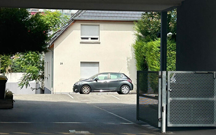 Appartement à vendre - Riedisheim, Centre-ville - 4 pièces - 3 chambres