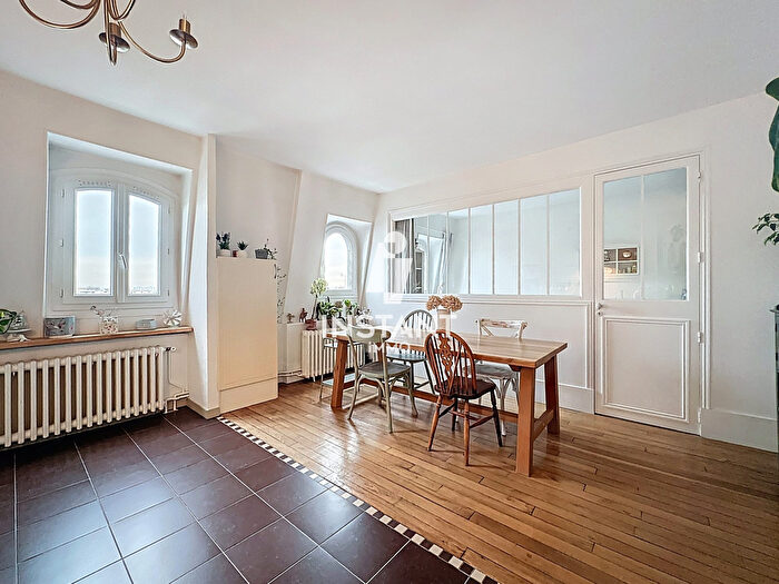 Appartement à vendre - Charenton-le-Pont, Centre ancien - 3 pièces - 2 chambres