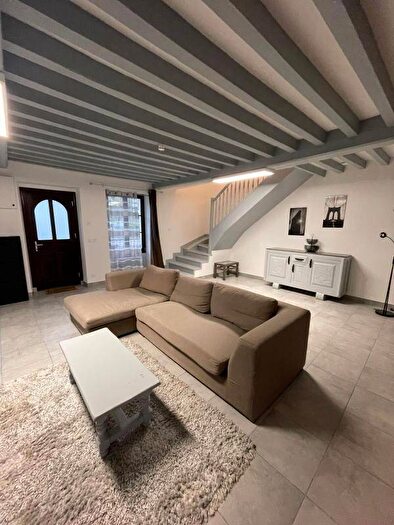 Maison à louer - Dampierre-sous-Bouhy - 4 pièces - 3 chambres